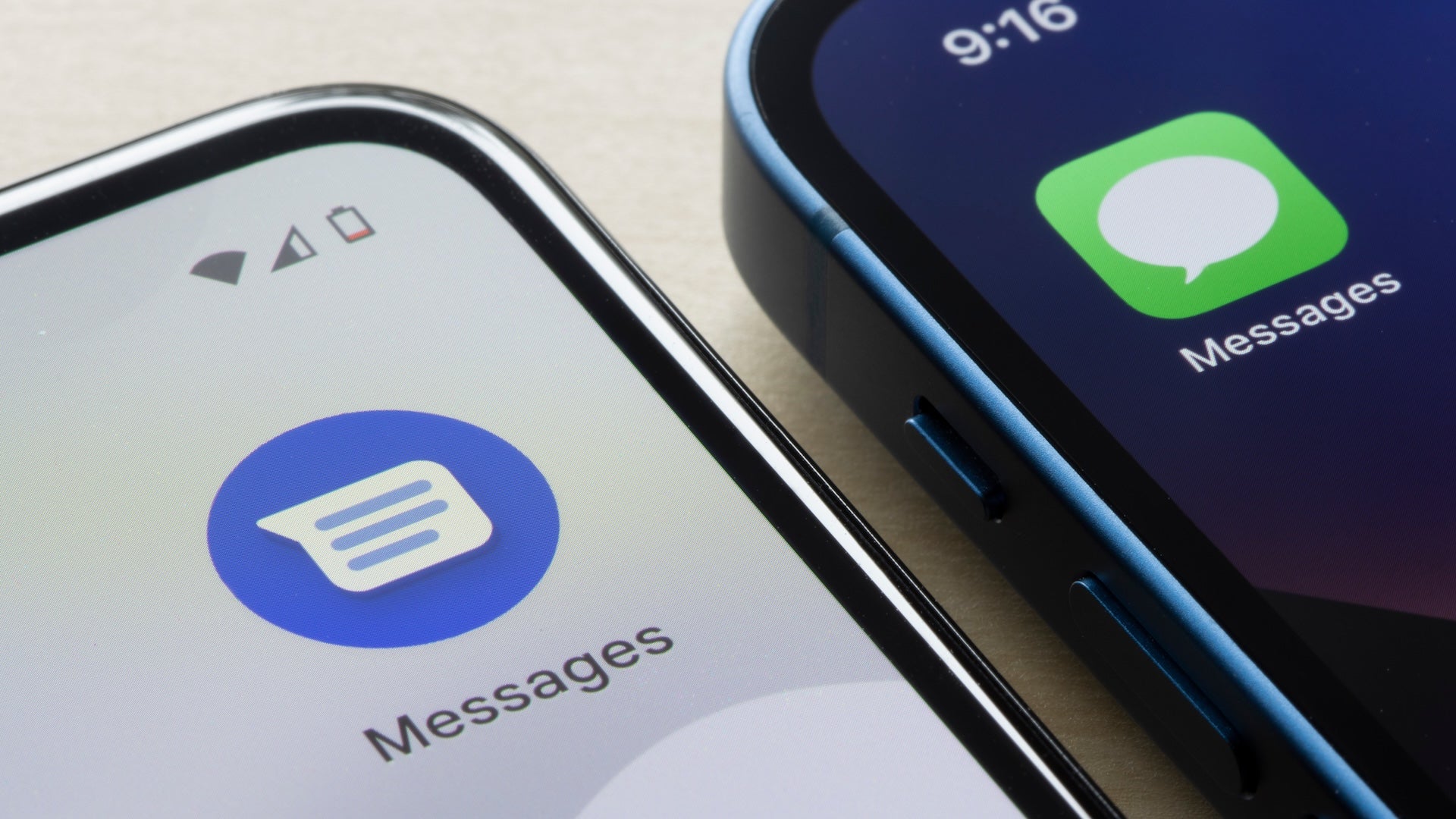 The Apple antitrust lawsuit goes after green bubbles on iMessage and ...