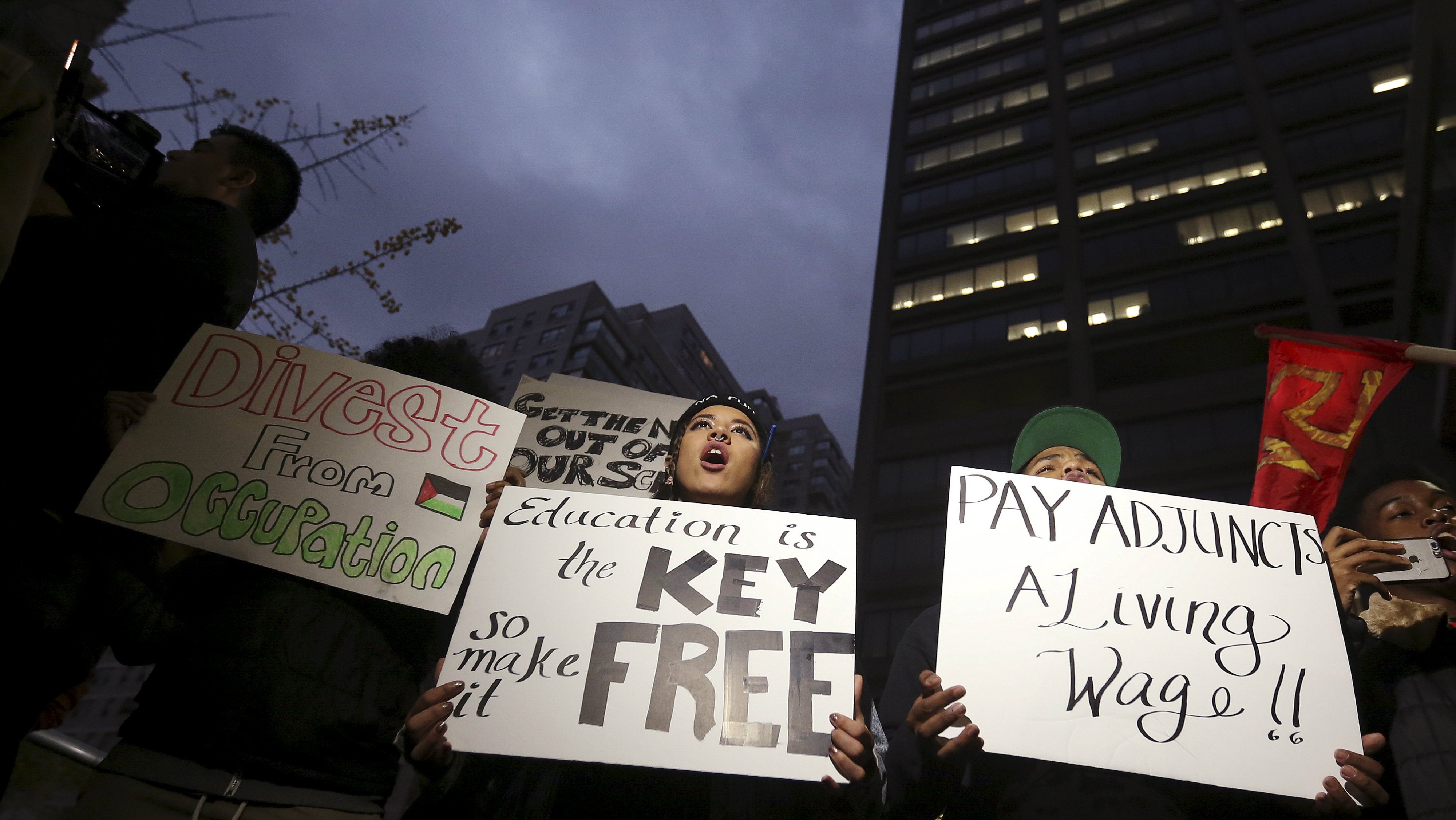 Free tuition doesn’t solve the biggest problem with college in America