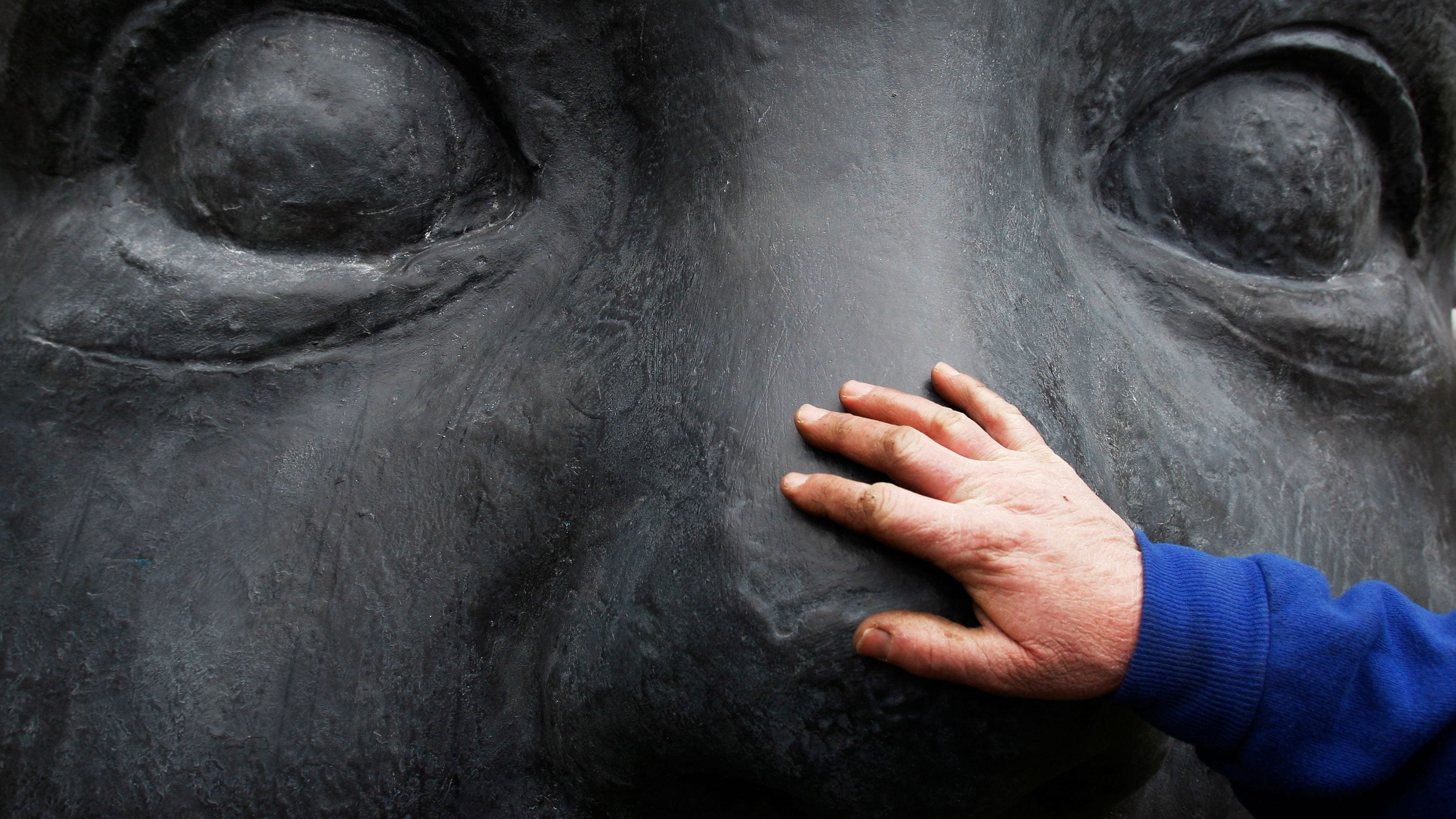 The strange disorder that makes people smell smells that aren’t there