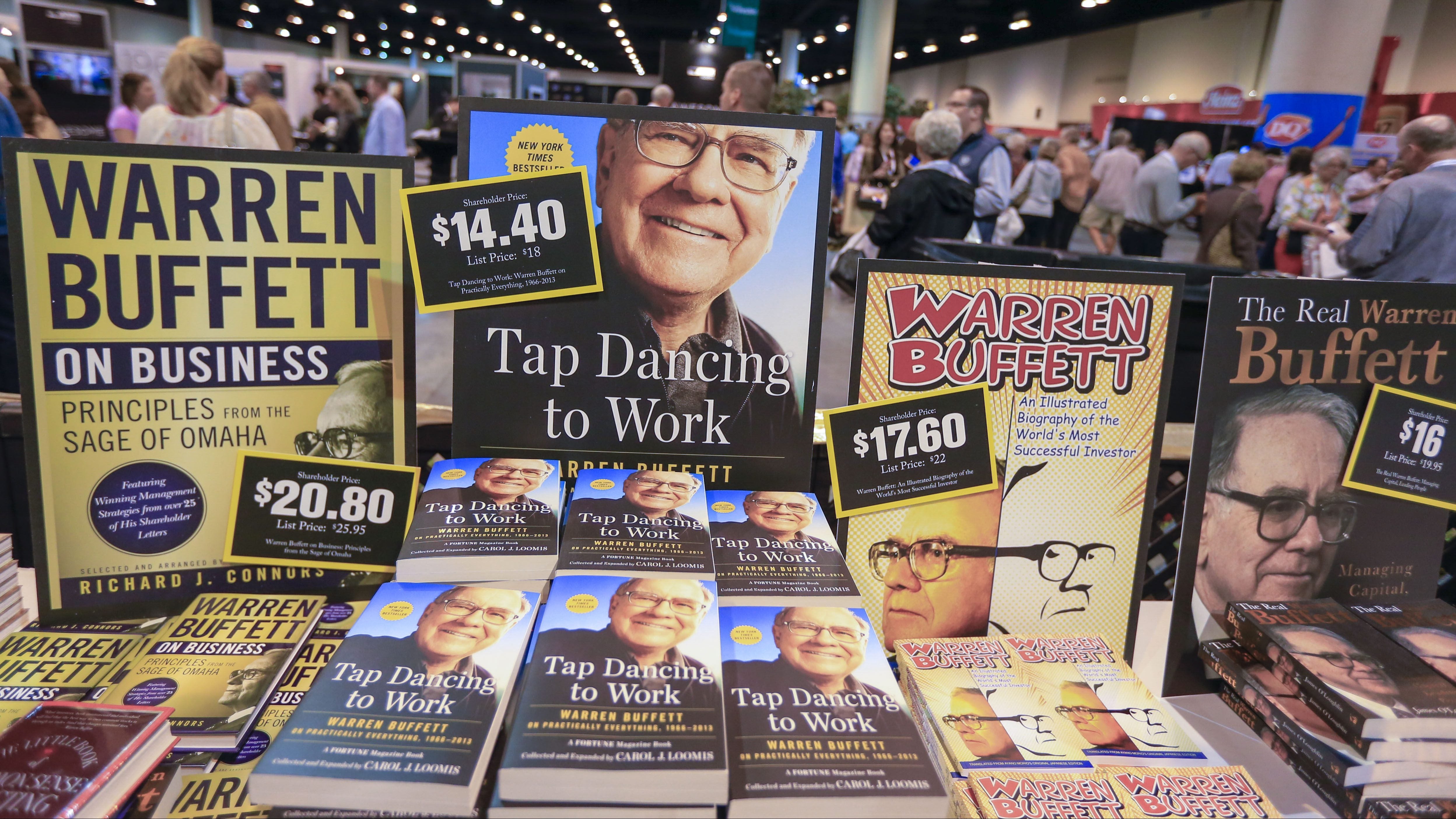 Warren Buffett approves every title this independent book store sells ...