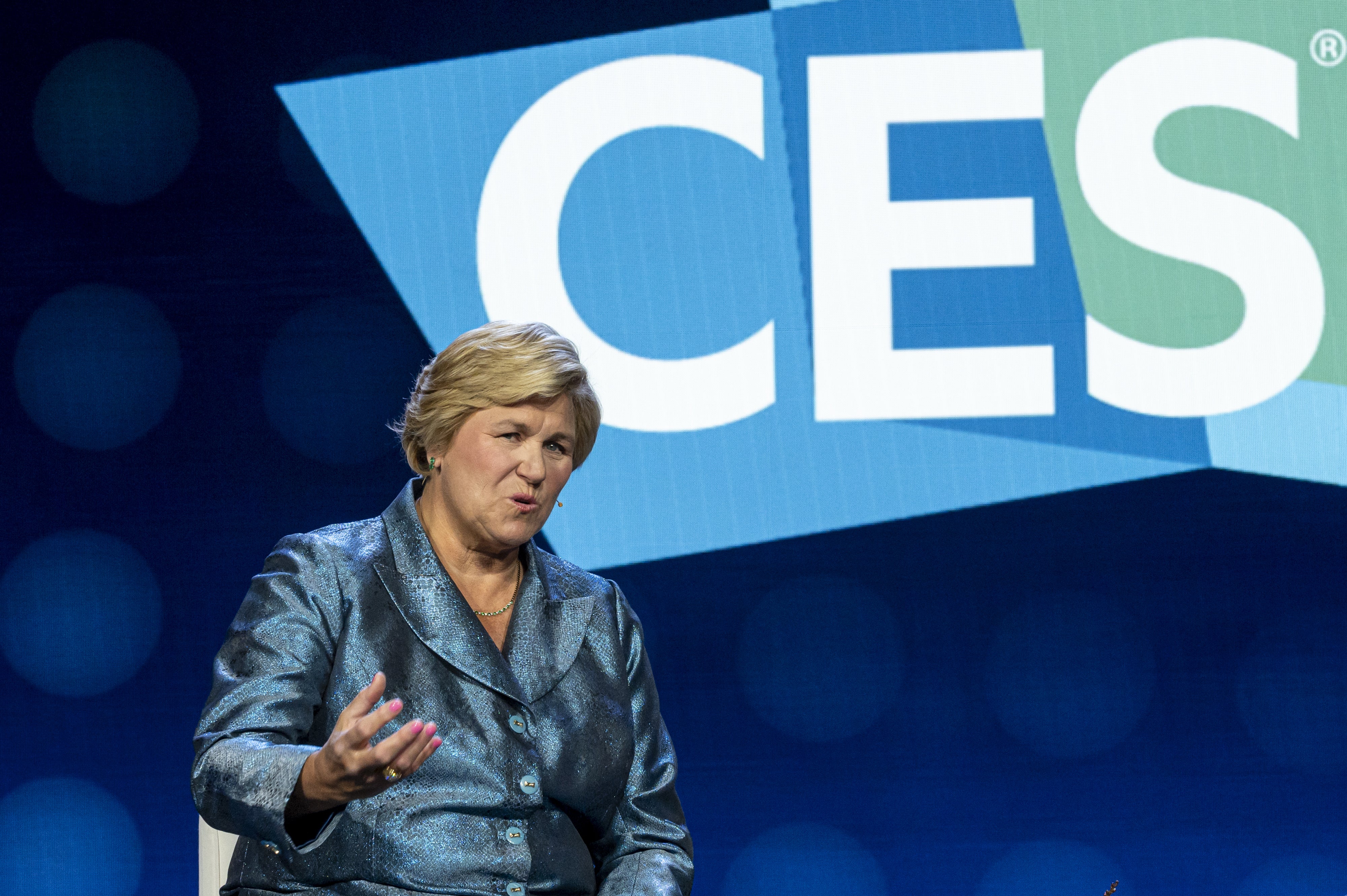 8 powerful women CEOs running Fortune 500 companies