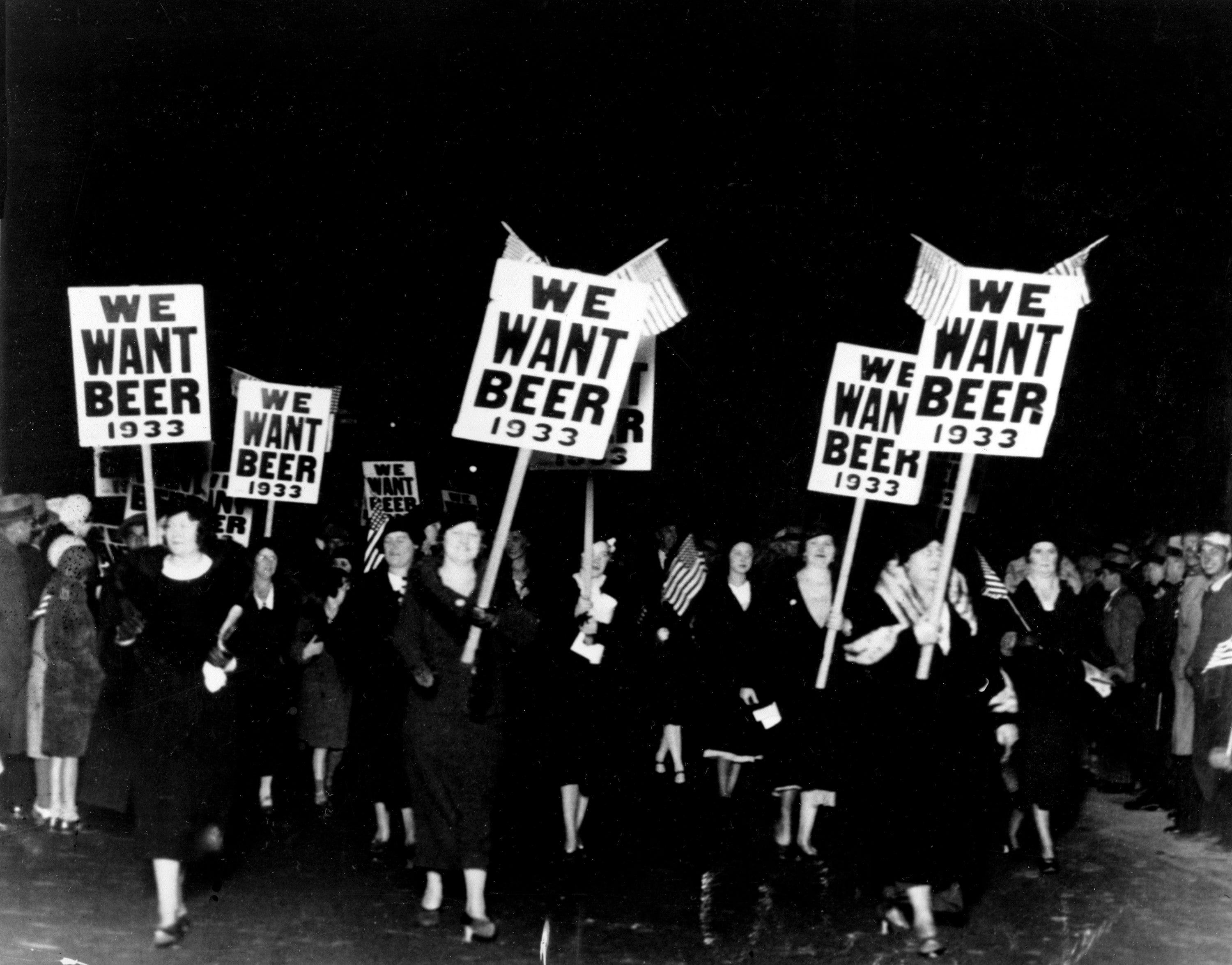 Photos: The rise and fall of prohibition in the US