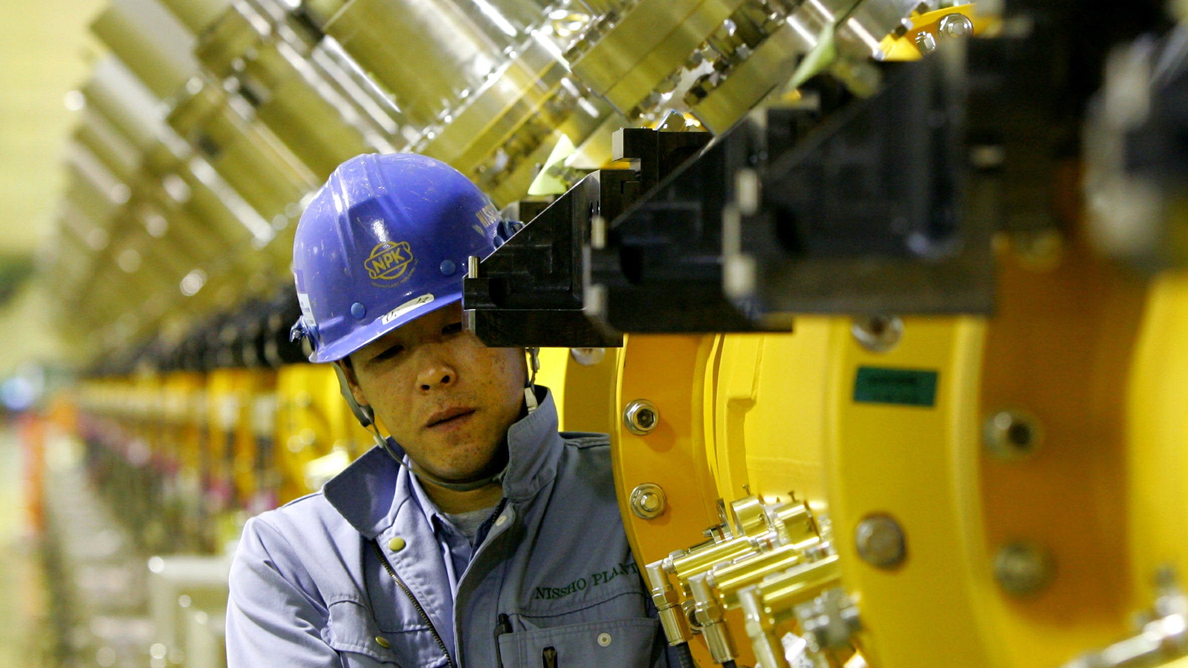 This is what happened to the scientist who stuck his head inside a ...