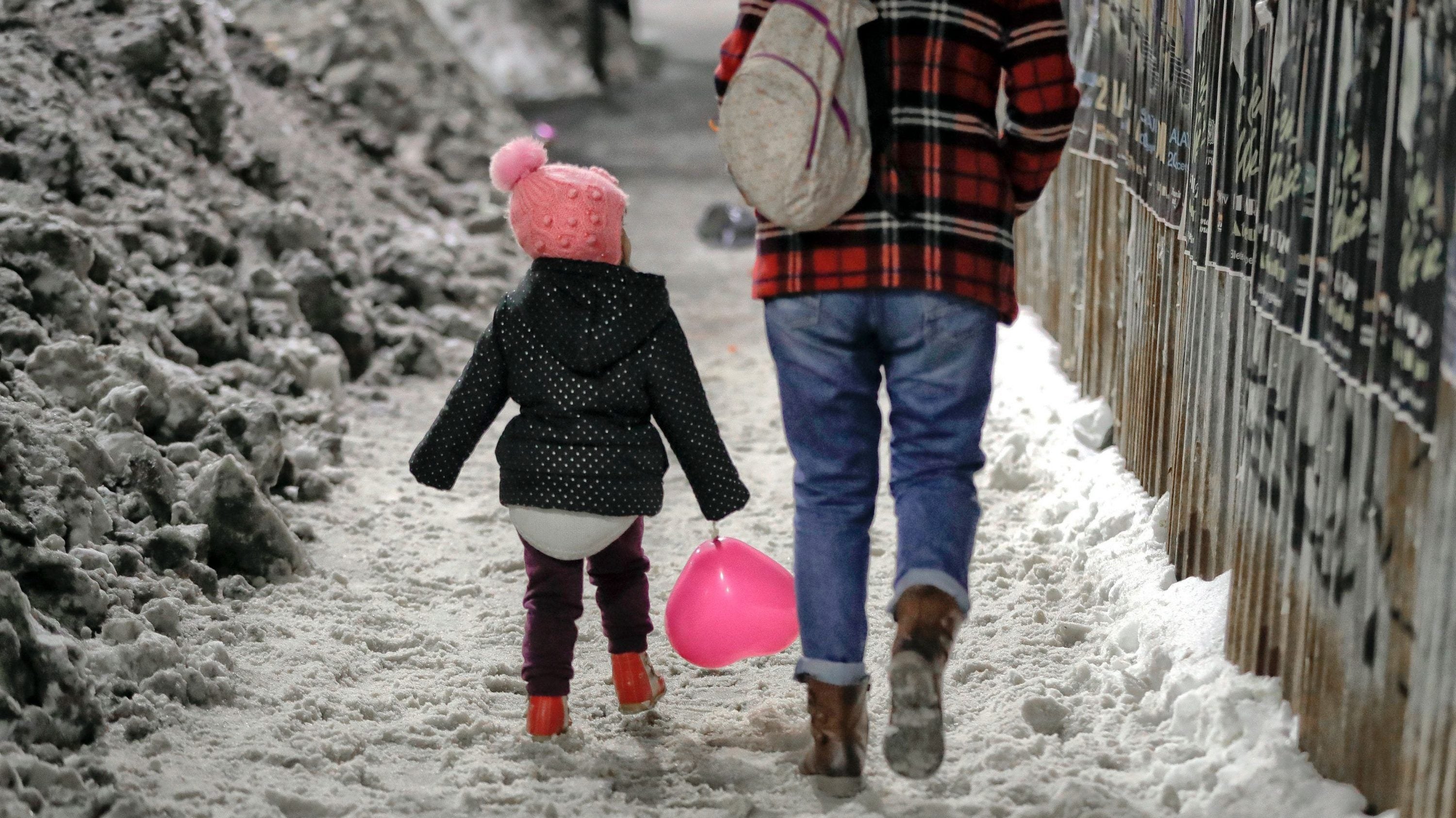 The four things that make practically everyone feel loved, according to ...