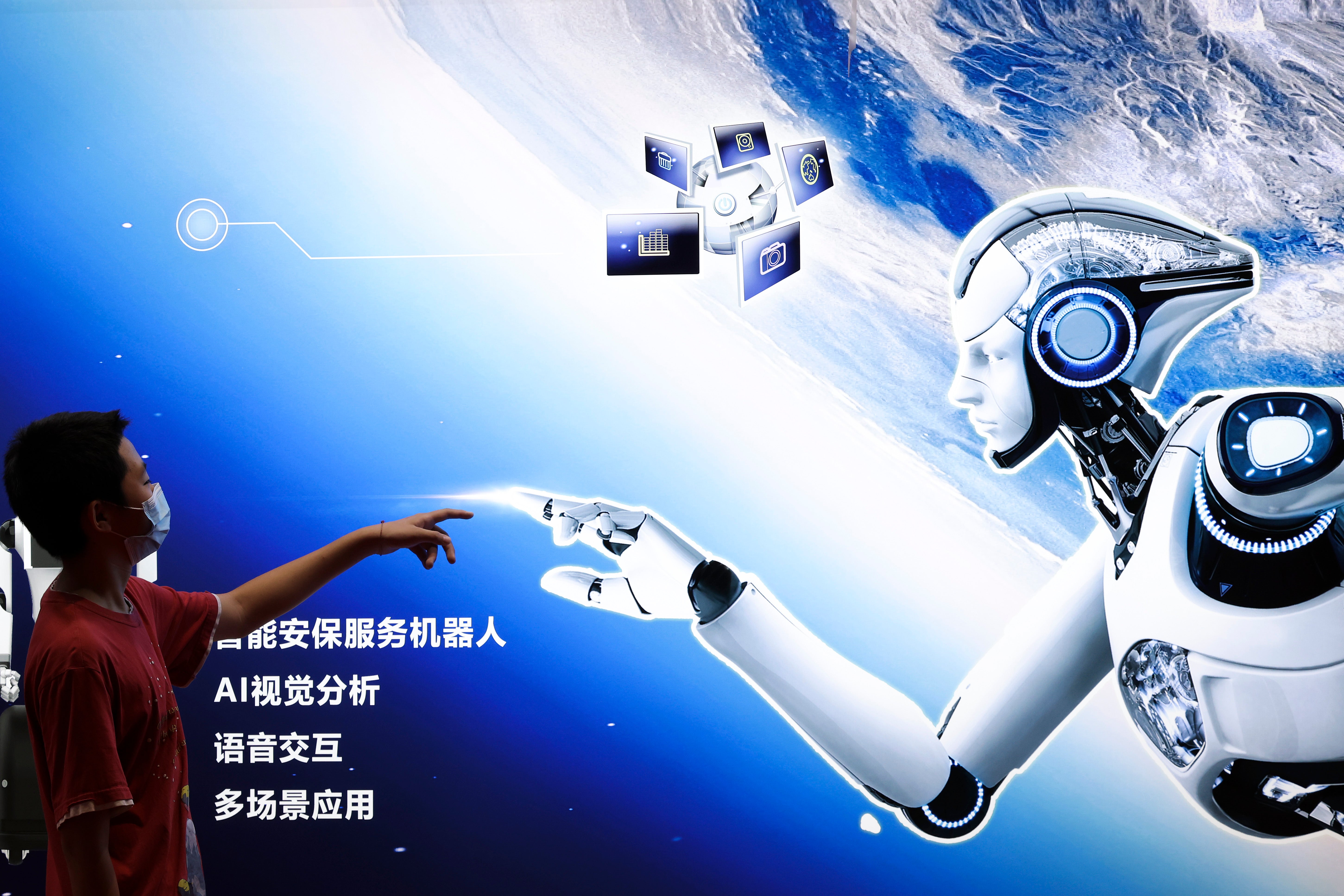 China Chip Companies Smic Hisilicon Hua Hong Huawei Ai - Quartz