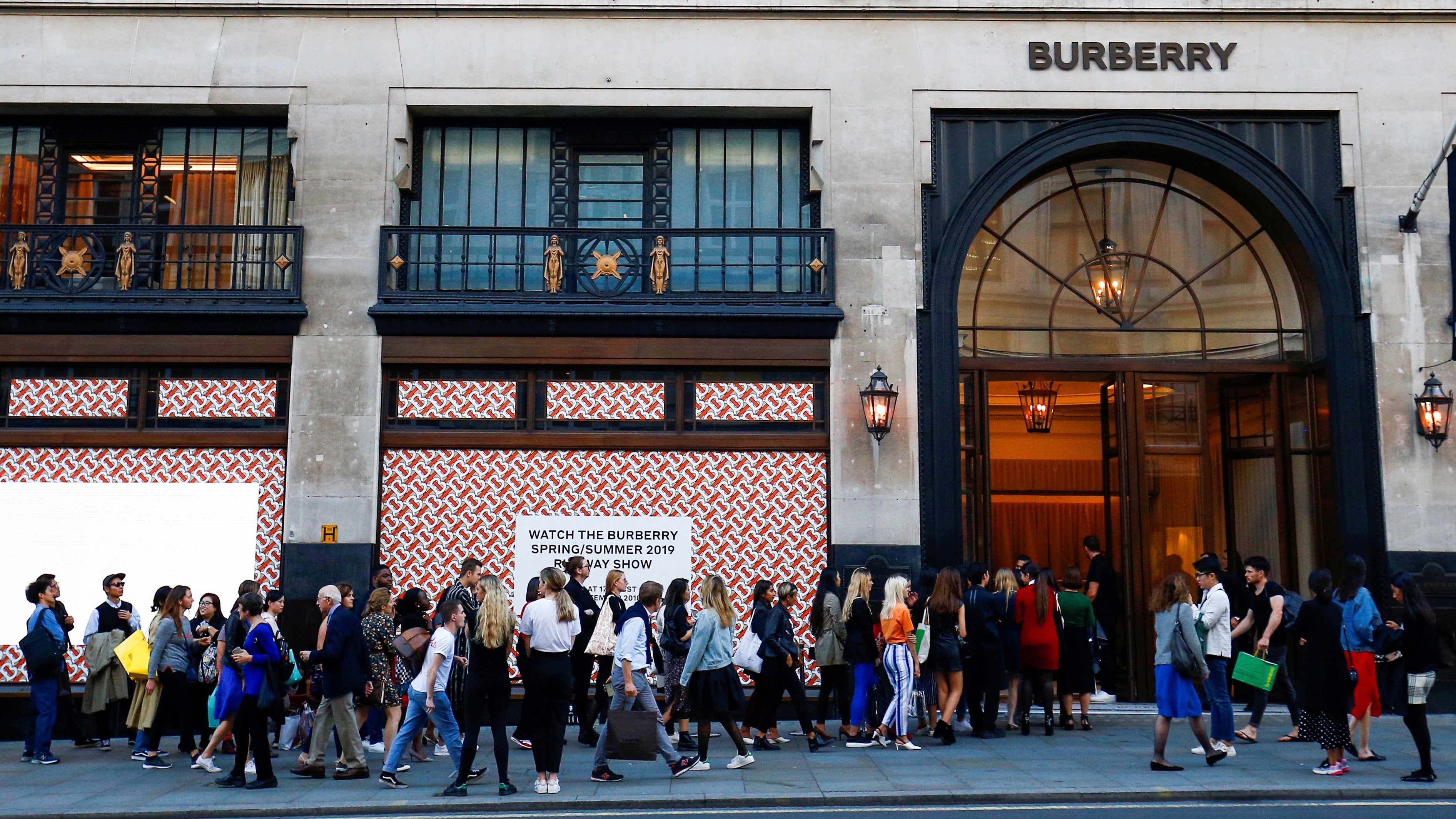 Burberry’s new campaign aims to be inclusive—sort of