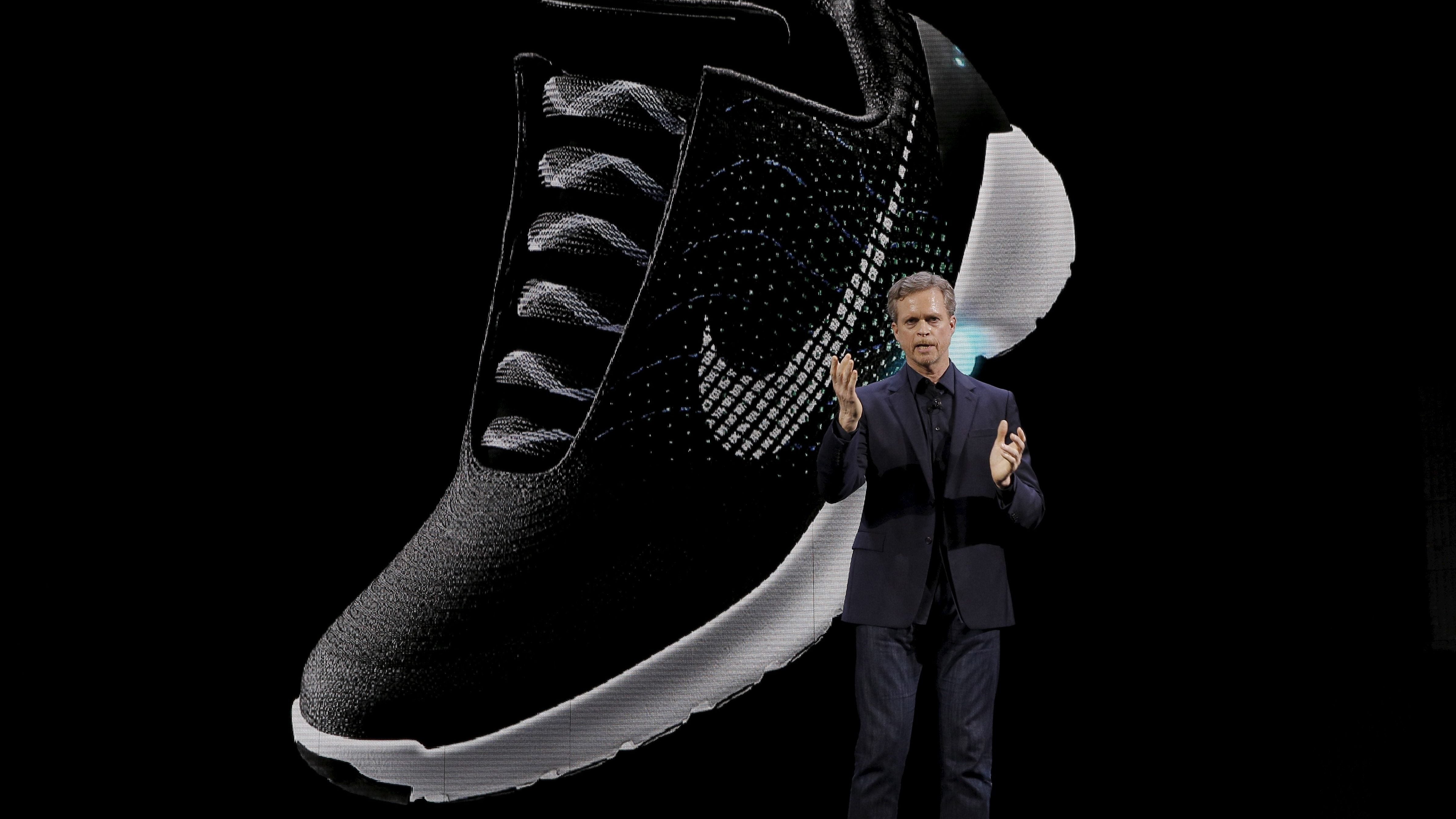 The next generation of Nike’s auto-lacing sneakers will debut in pro ...