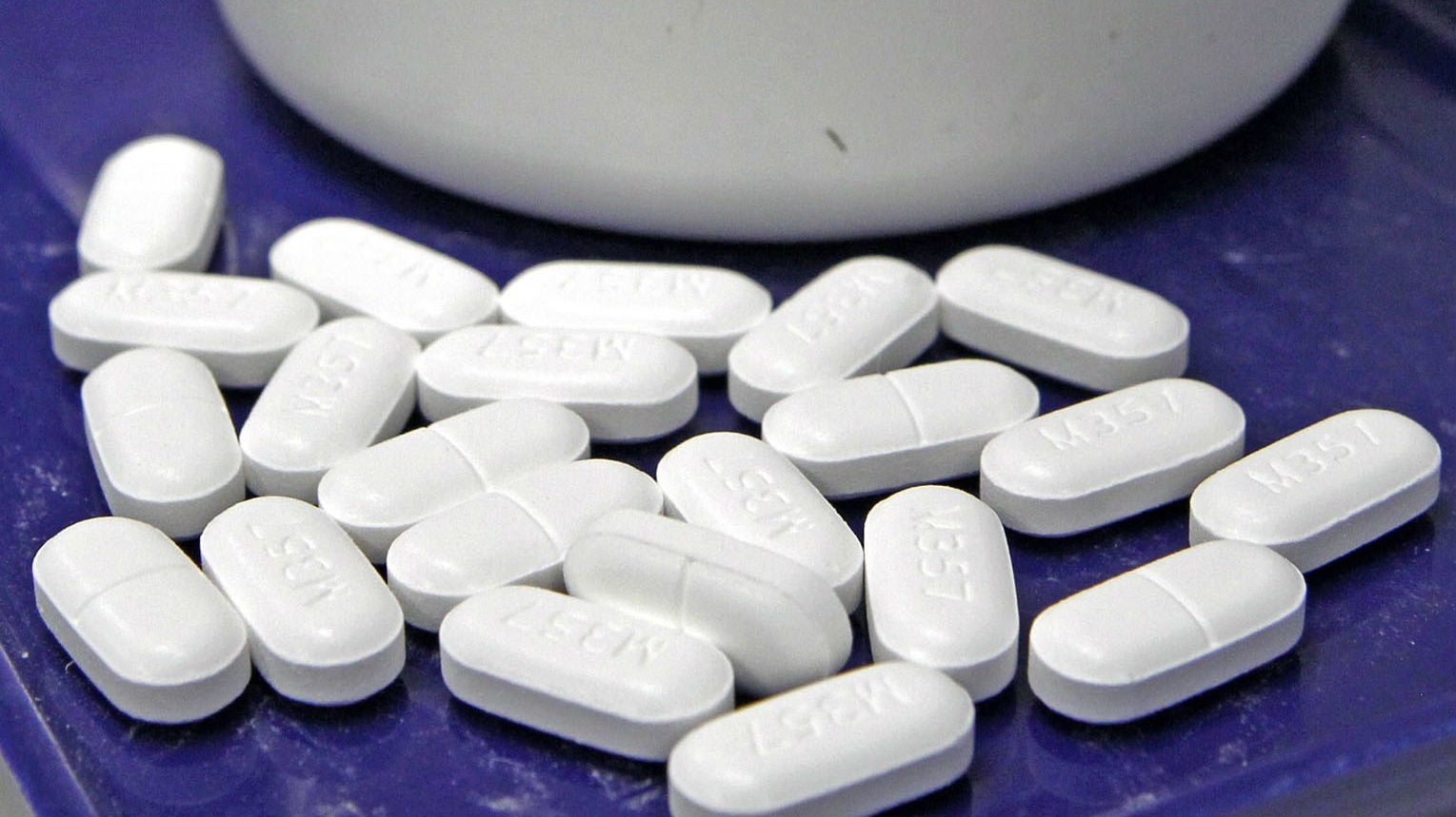 Drug wholesalers shipped 9 million pain pills over two years to a ...