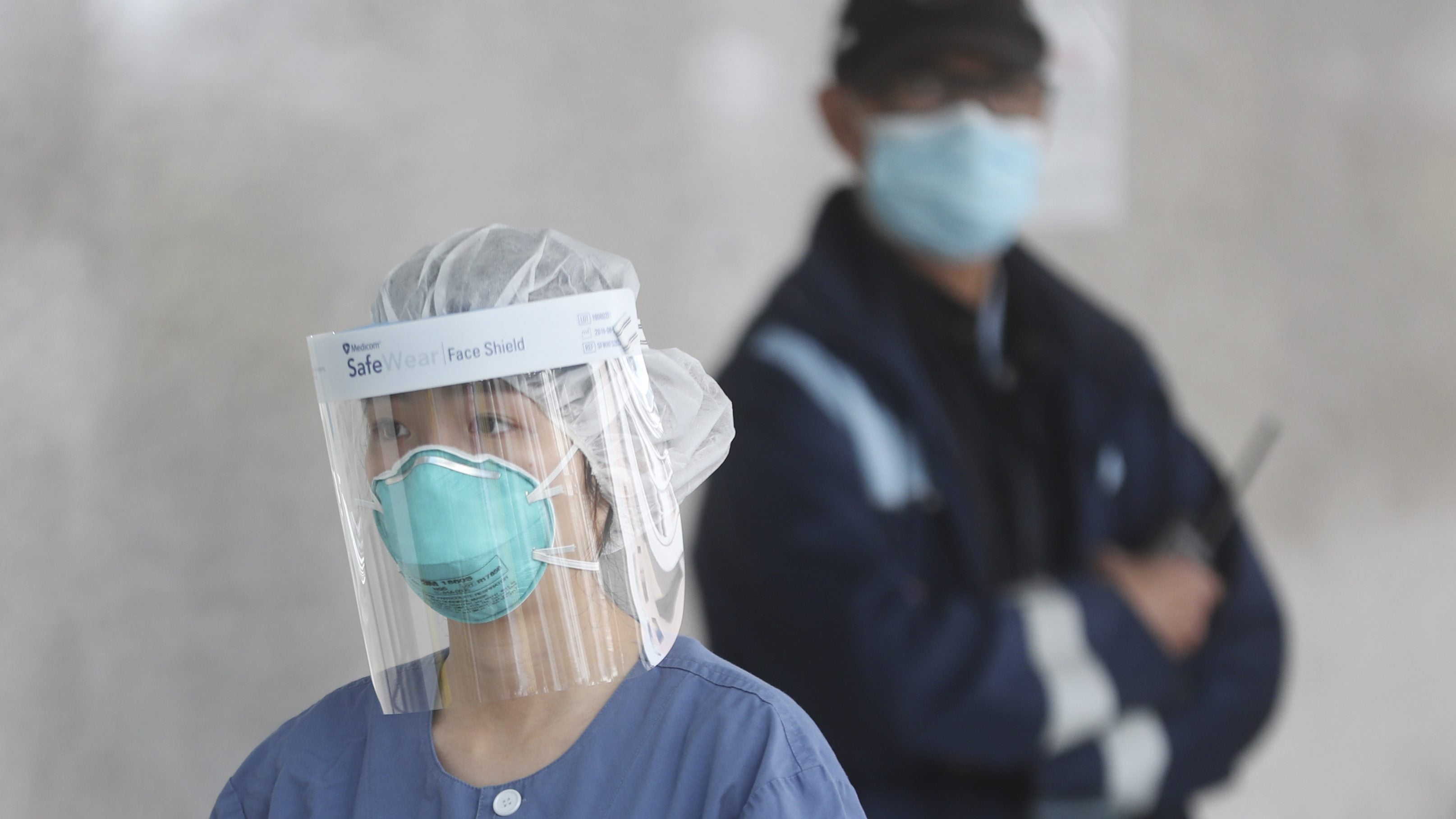 How to make medical-grade face shields at home for healthcare workers